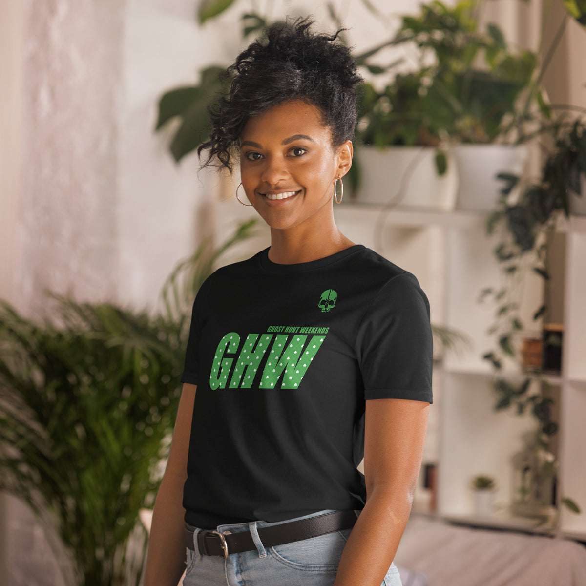 St. Patrick's GHW Clover Tee - Black – Ghost Hunt Weekends Store